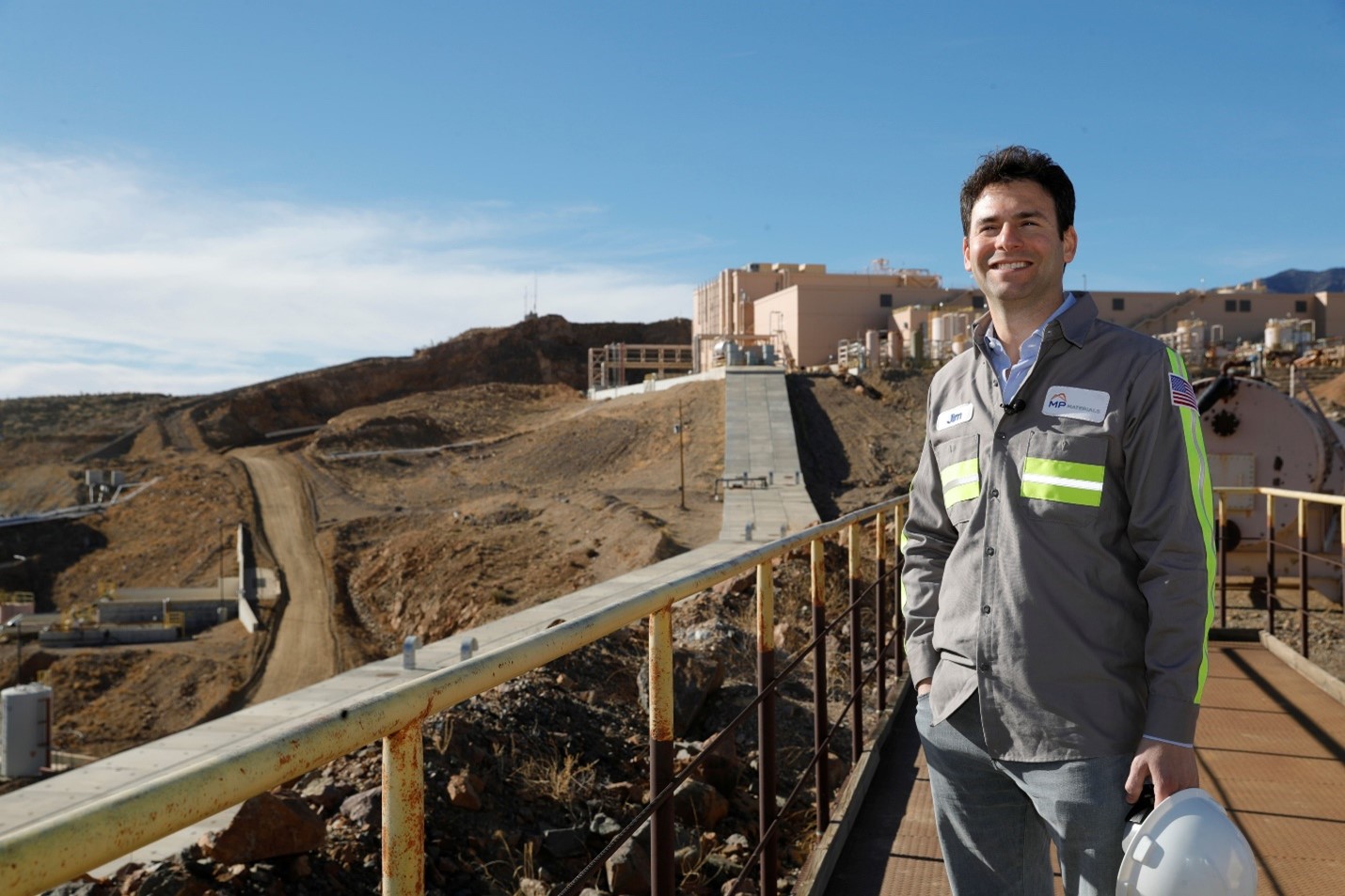 CUỘC CHIẾN ĐẤT HIẾM GIỮA MỸ VÀ TRUNG QUỐC - ULVAC